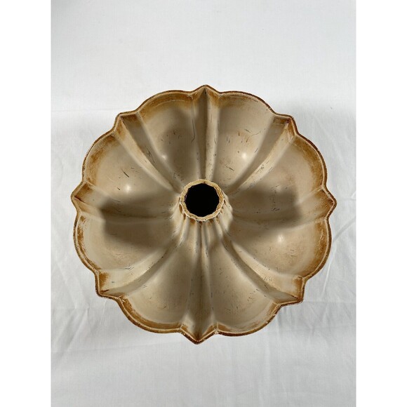 Nordic Ware | Kitchen | Vintage Nordic Ware Bundt Cast Aluminum Fluted ...